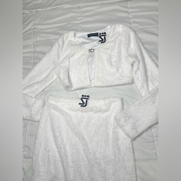Shane Justin | Tops | White Furry Long Sleeve Skirt Set Shane Justin ...